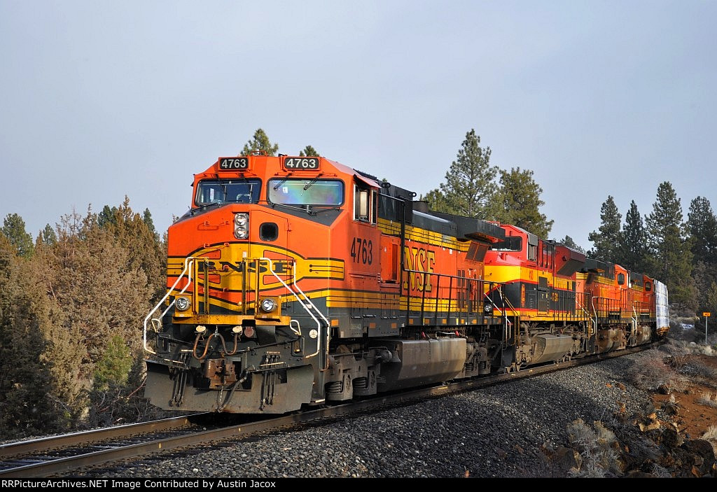 BNSF 4763